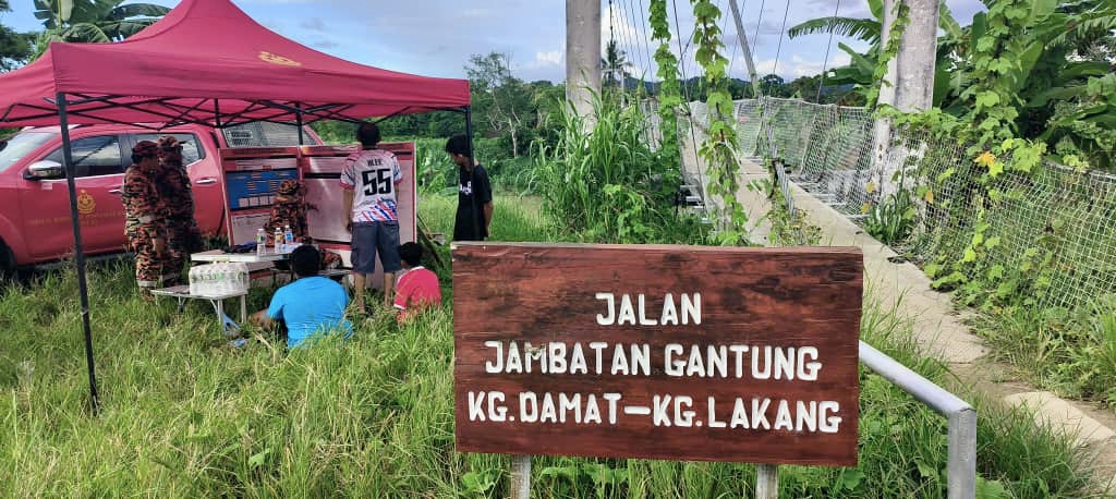 Budak hilang jatuh dari jambatan gantung di Tuaran - Warta Oriental