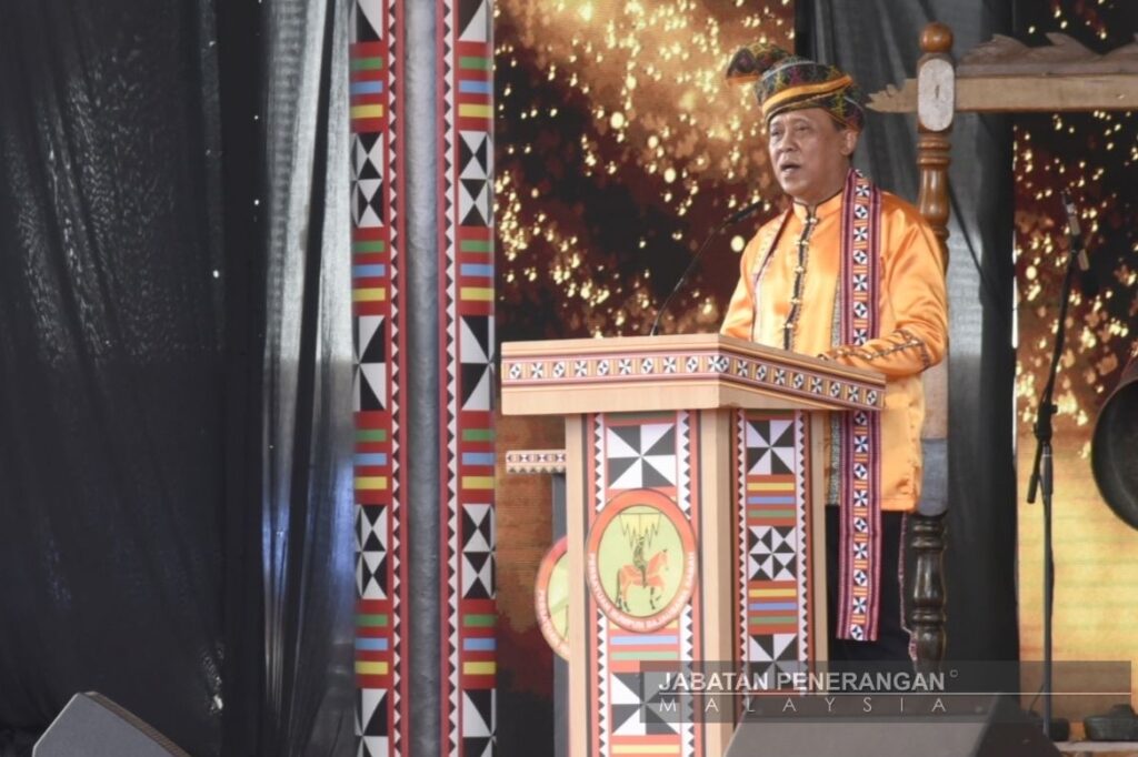 Nur Sharmayza Hanim dinobat Ratu Serimpak 2024 | Warta Oriental