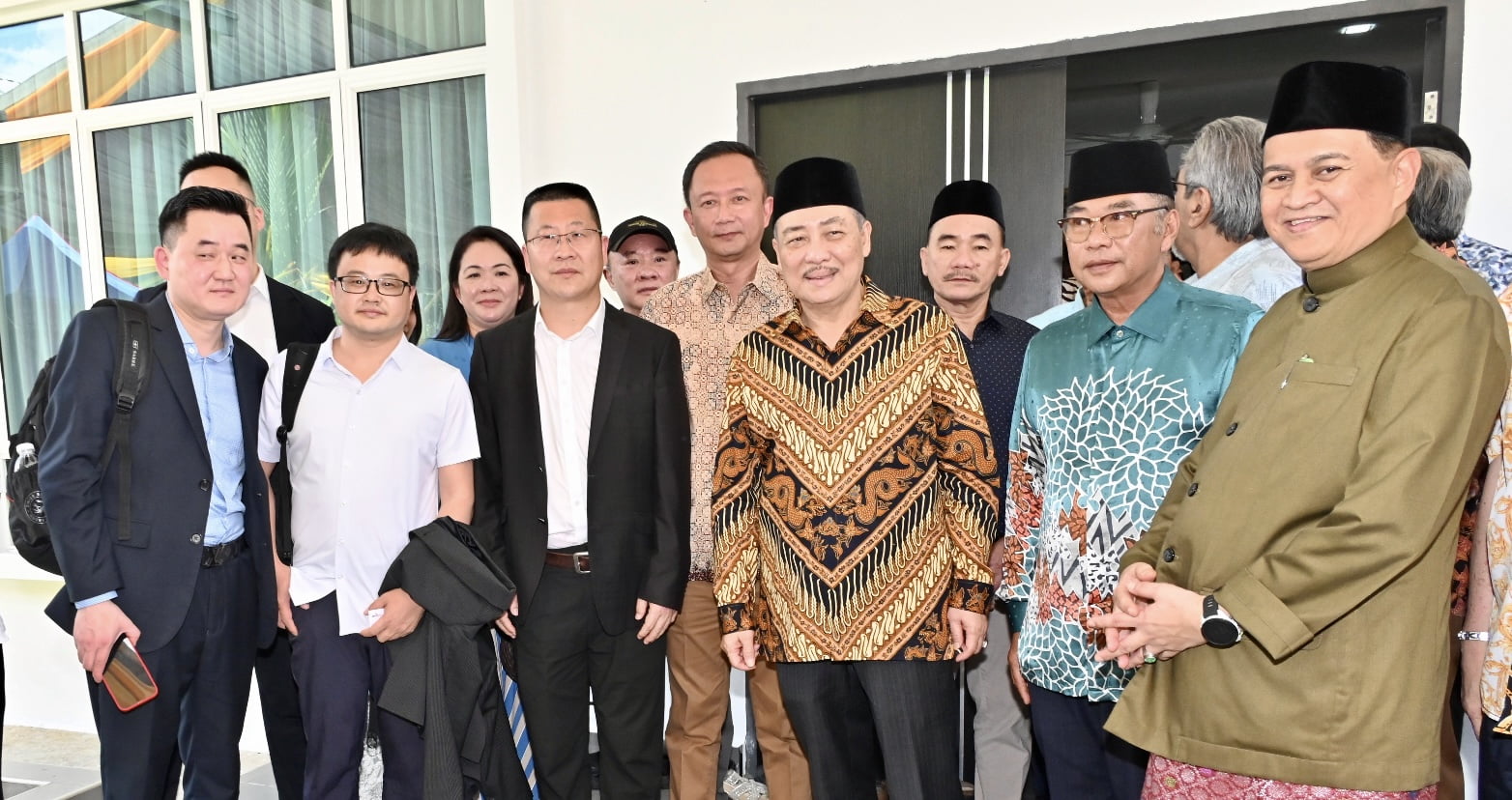 Hajiji hadir Majlis Aidilfitri Parlimen Papar, DUN Kawang, saksi 3,000 ...