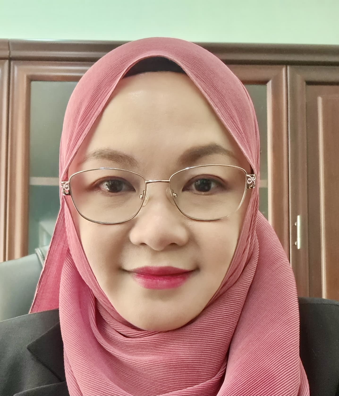 Pembangkang hanya kelirukan rakyat berhubung isu kemiskinan di Sabah | Warta Oriental