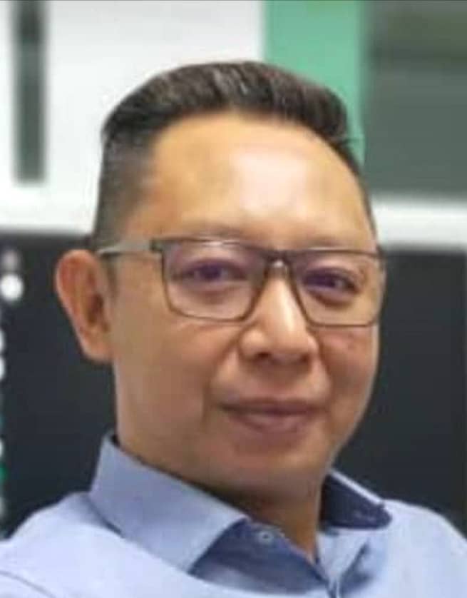 Hantaran Facebook oleh Azmi Ahmad adalah pandangan peribadi beliau ...