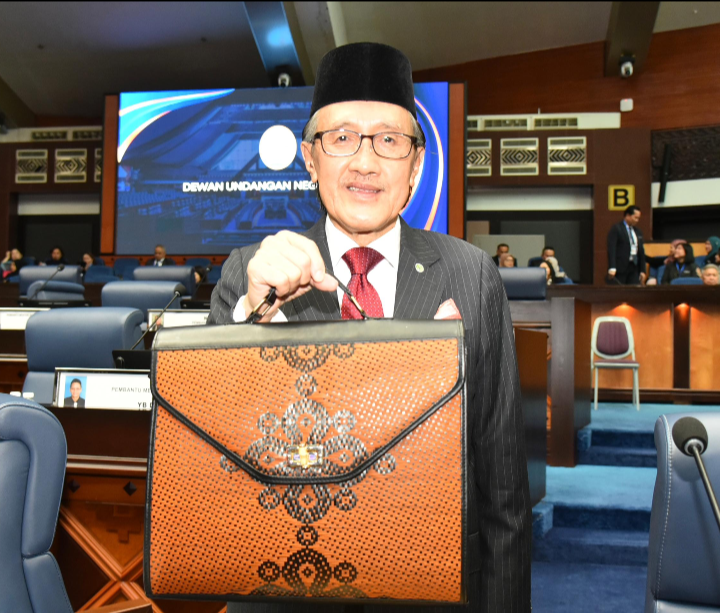 Sabah bentang Belanjawan 2025 berjumlah RM6.421 bilion | Warta Oriental