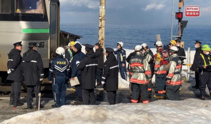 Leka bergambar atas landasan, pelancong maut dirempuh kereta api ...