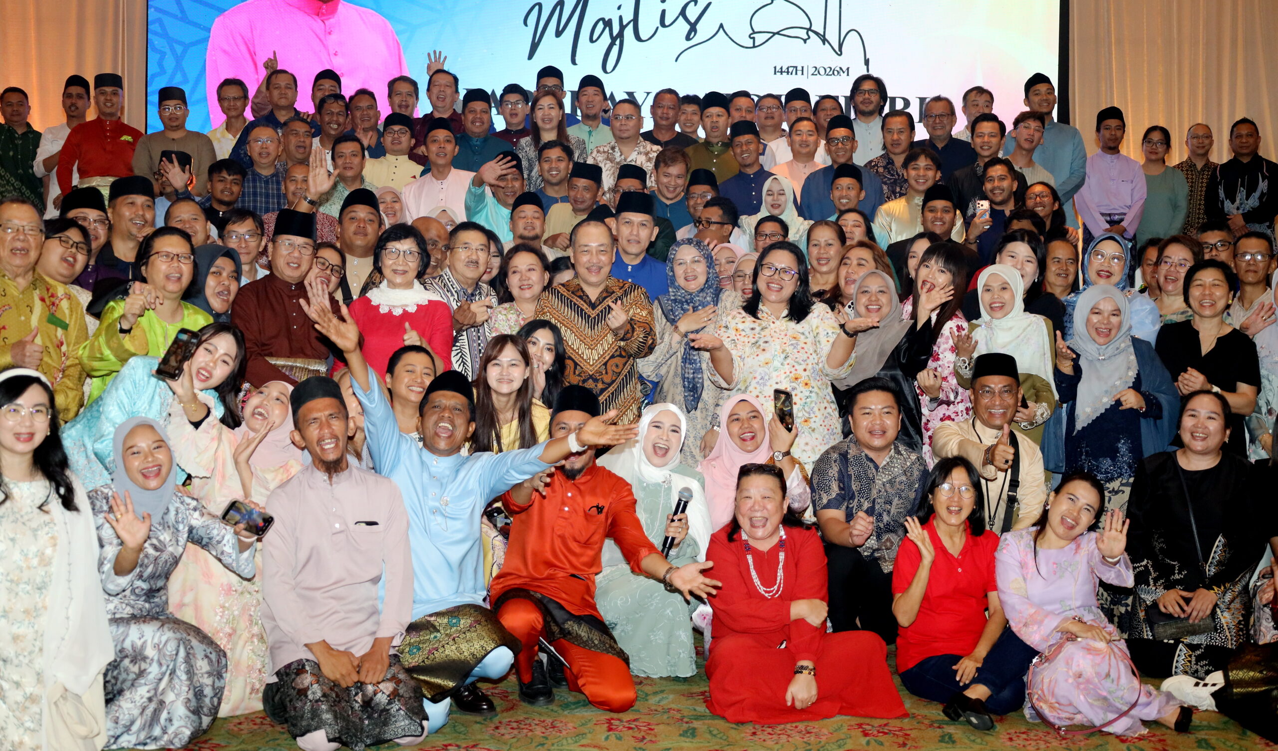 Ketua Menteri raikan Aidilfitri bersama media Sabah | Warta Oriental